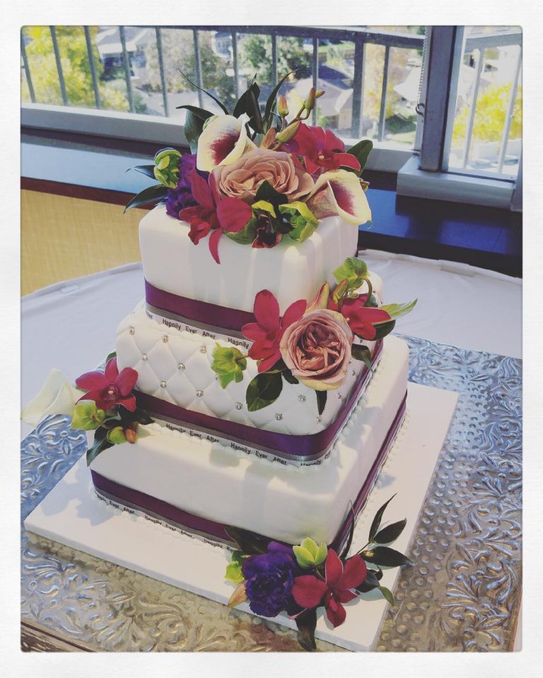 Fondant Cakes - Azucar Bakery